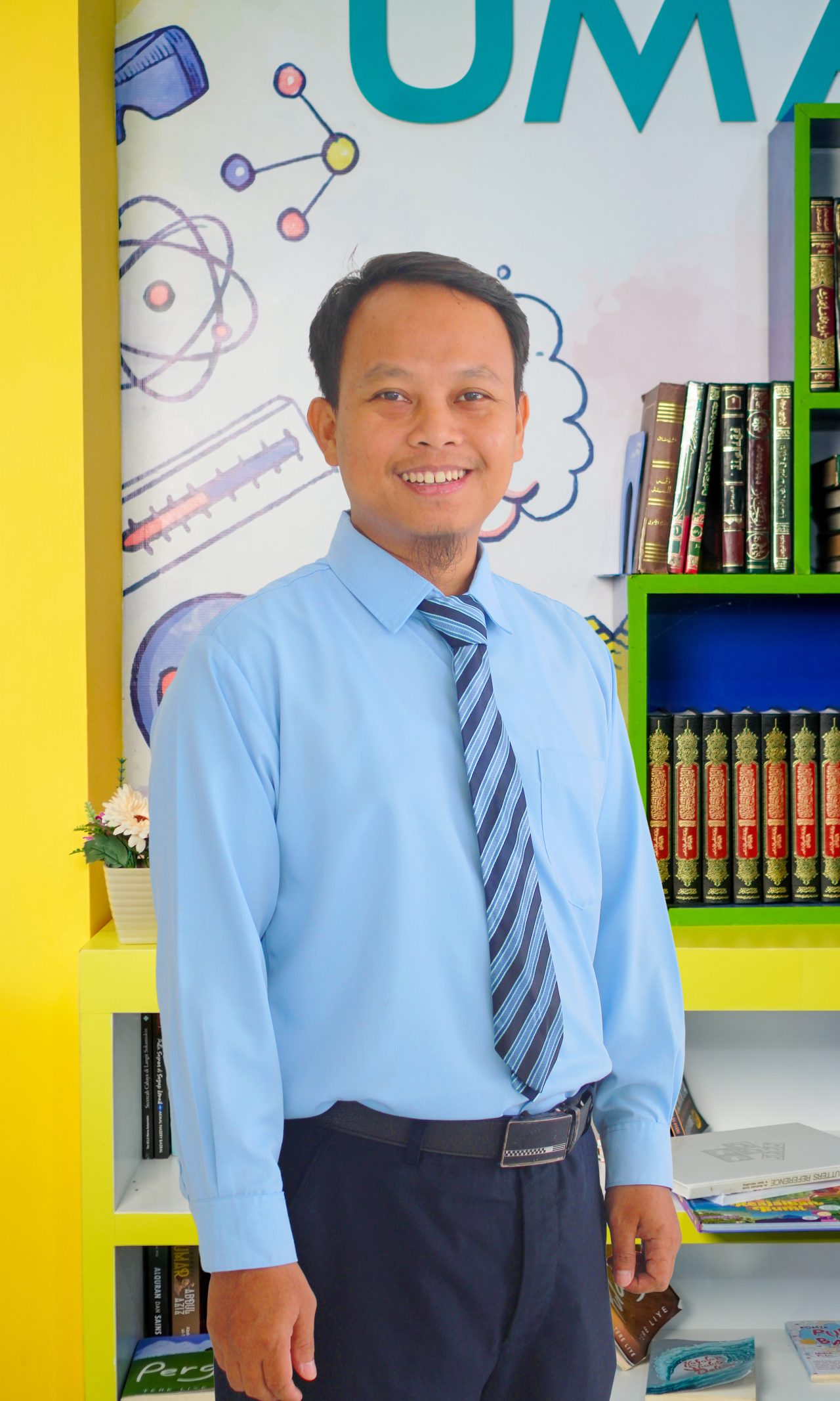 Guru dan Staff - AABS Purwokerto